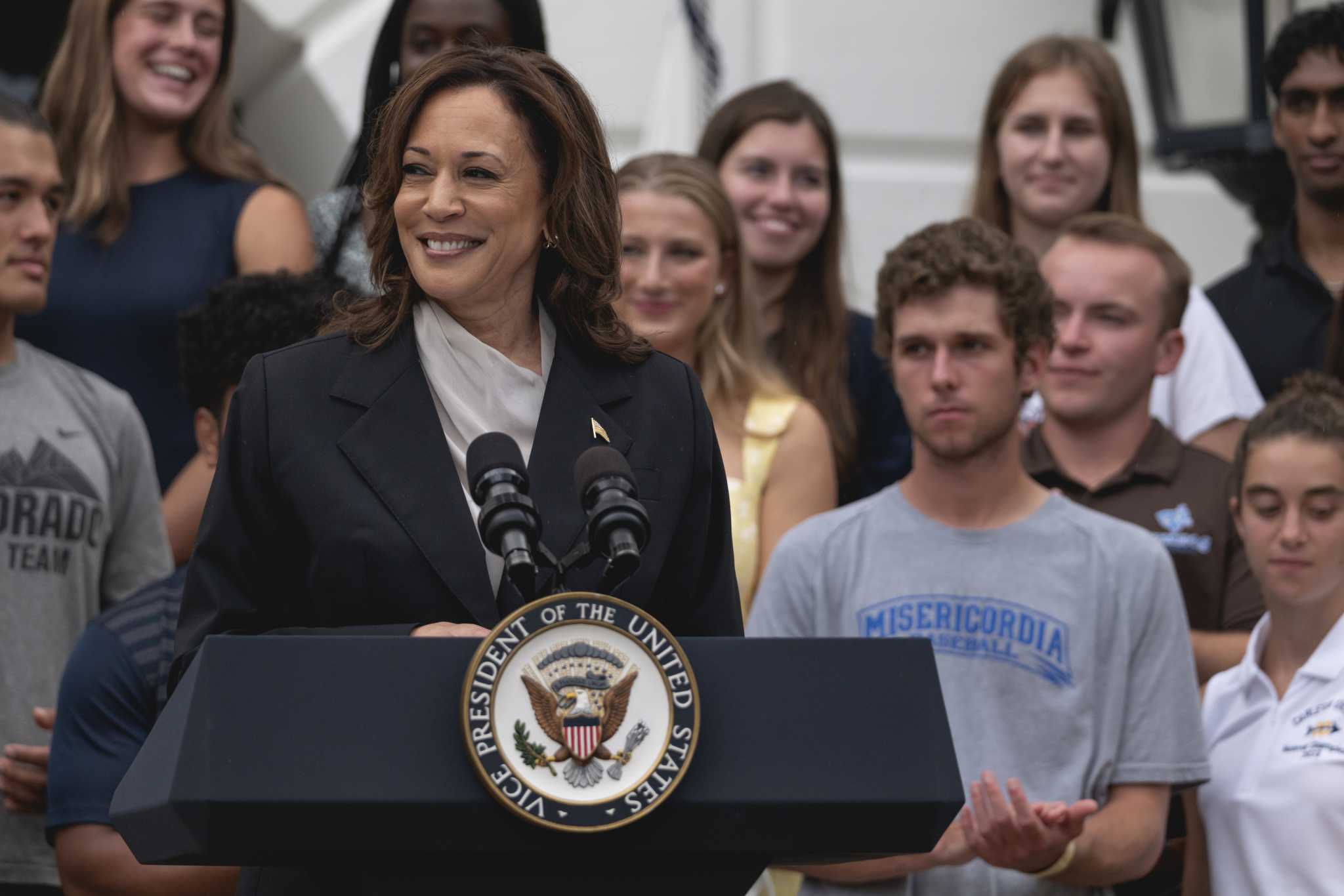 New poll shows Harris improving on Biden's performance in California