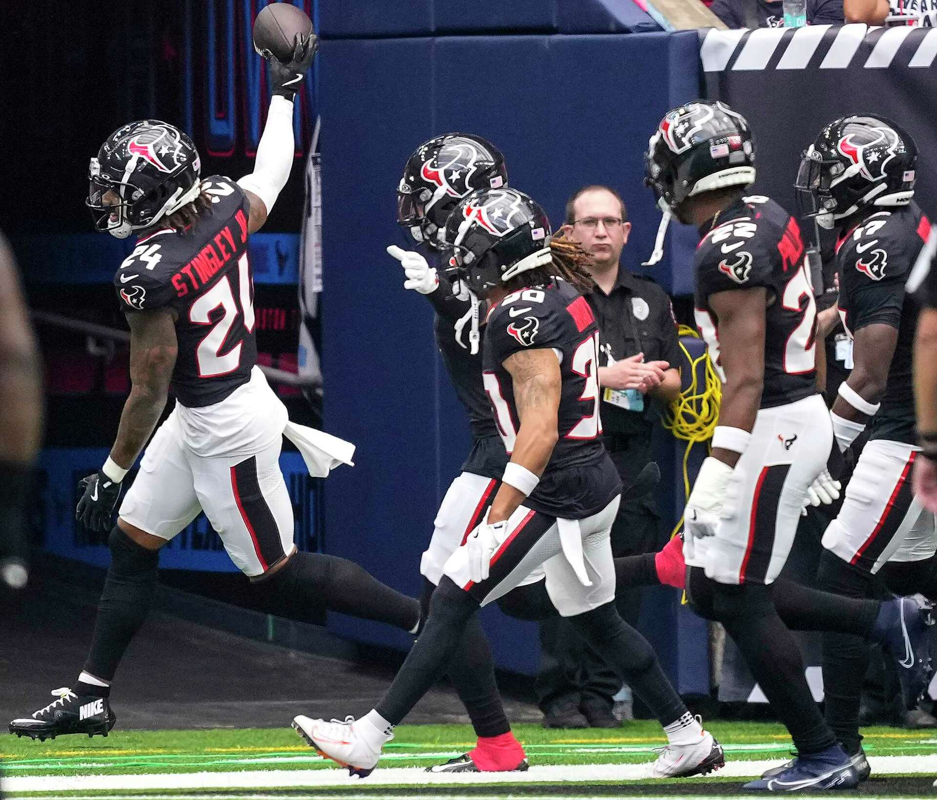 Houston Texans Derek Stingley Jr. switches agents to David Mulugheta