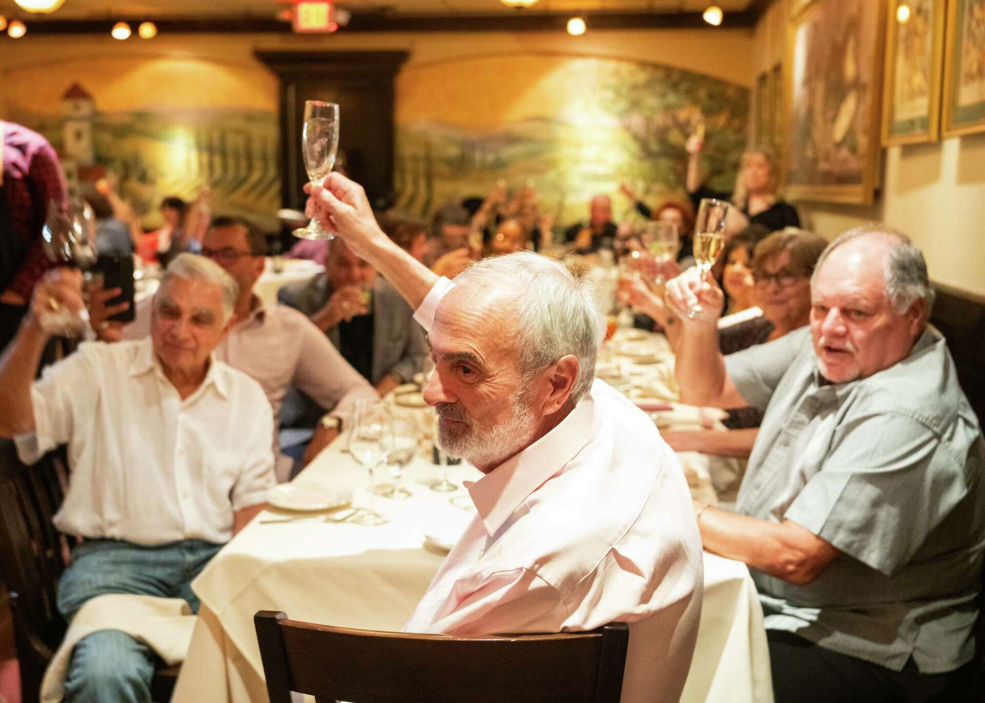 Houston Italian restaurant Damian’s closing night after 41 years