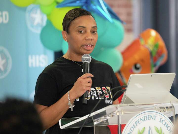 HISD schools improve grades in unofficial 2024 A-F TEA ratings