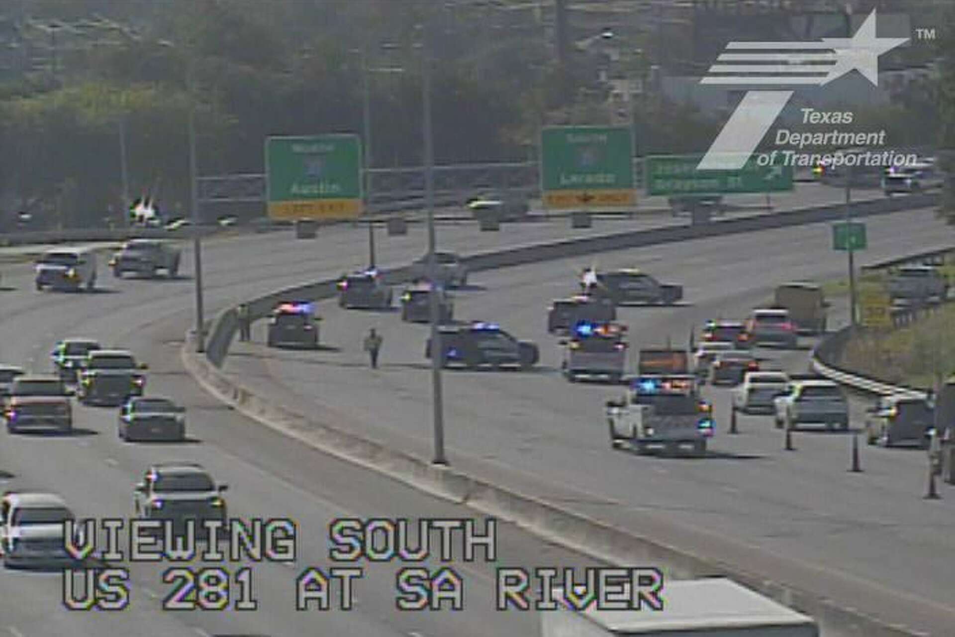 San Antonio police shut down major highway after shooting