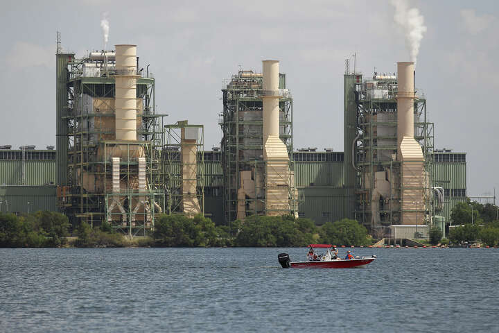 CPS Energy OKs $175M transmission project to strengthen grid