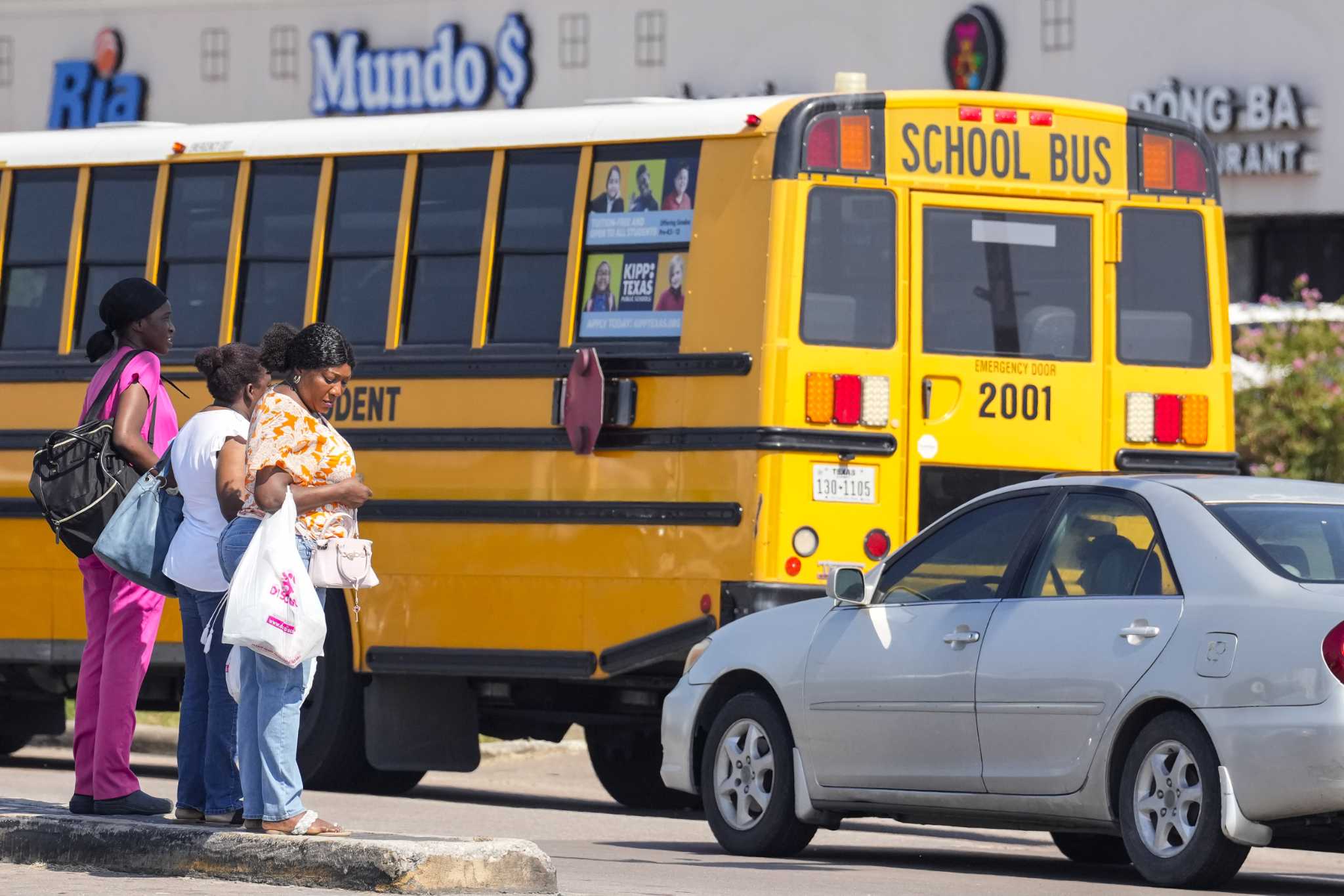 Study finds road risk disparity for Houston kids in neglected areas