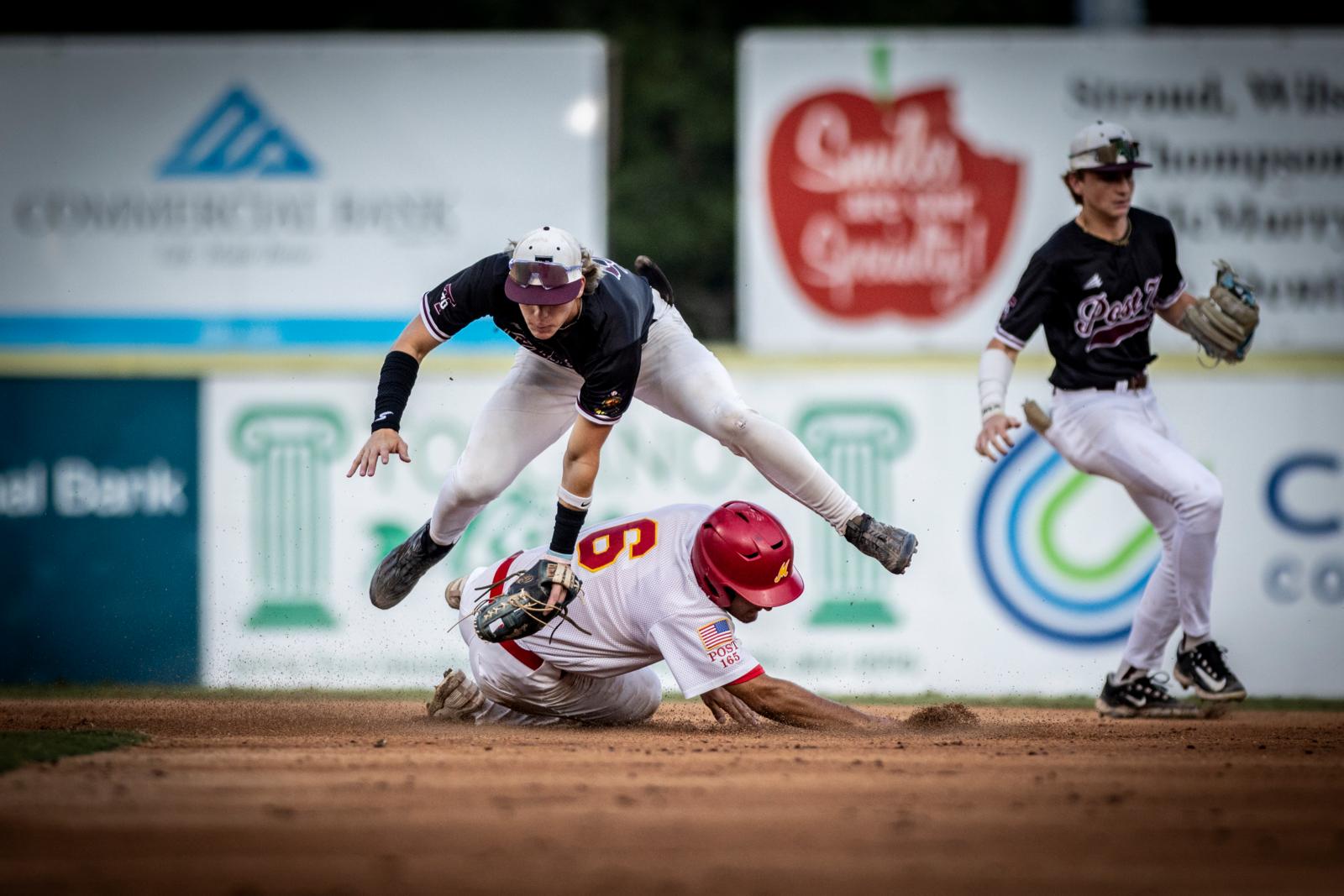 Berryhill falls in World Series final