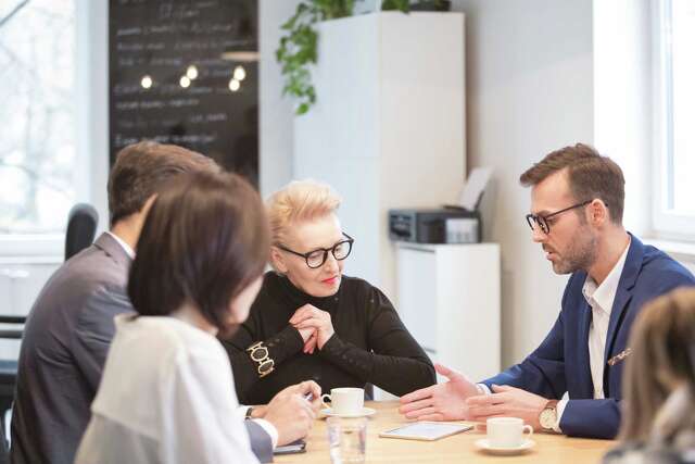 10 Rules for Proper Business Meeting Etiquette