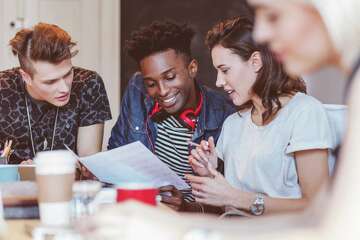 7 Functions and Effects of Advertising