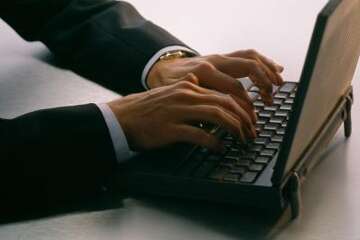 How to Access the BIOS Settings on Your Toshiba Portable PC