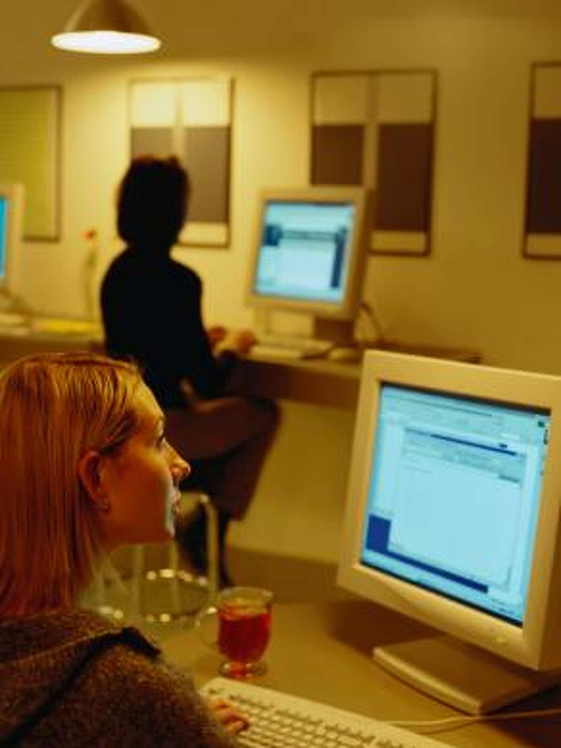 How to Create an Earthlink Web Mail