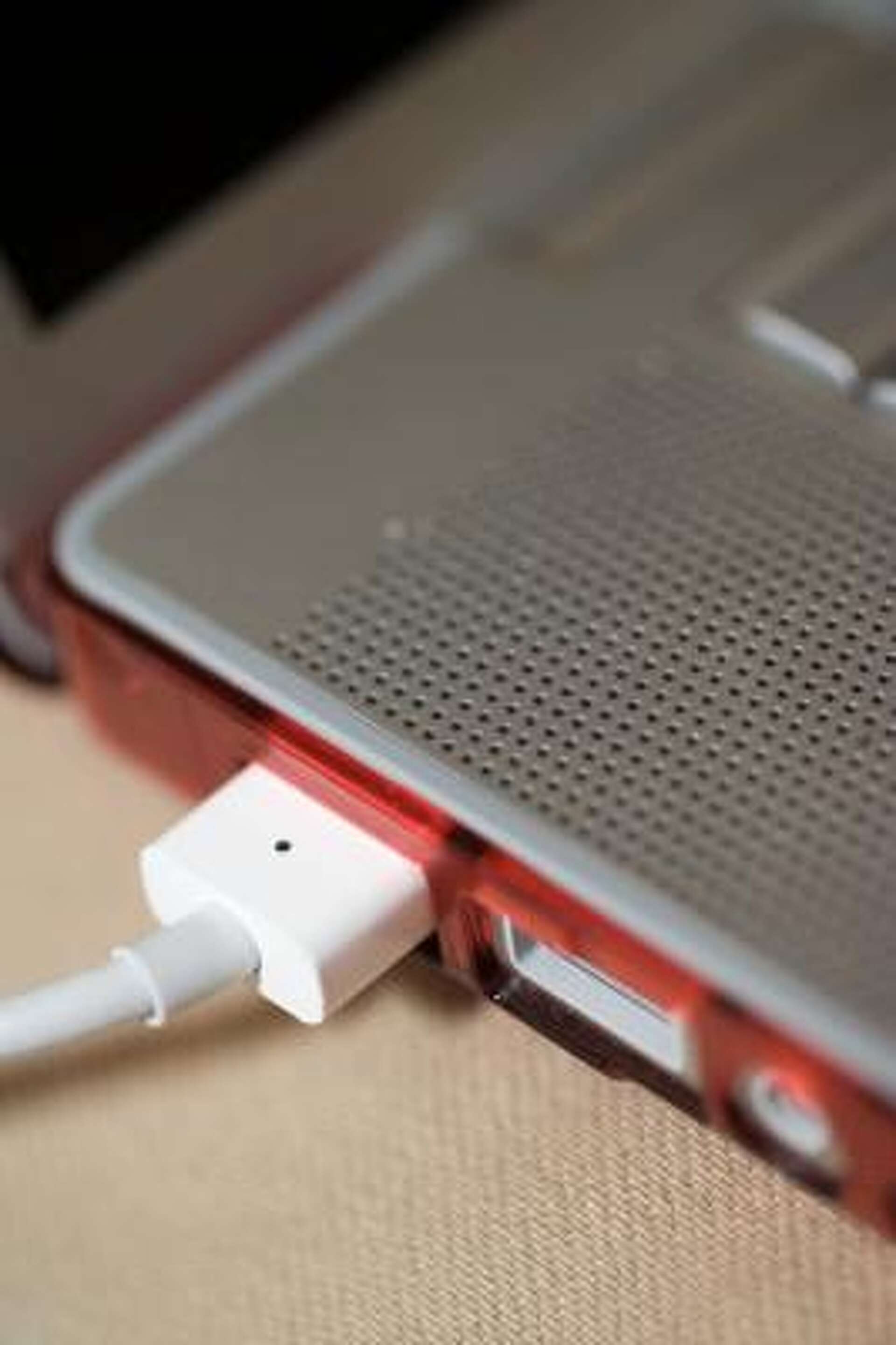 How to Access a Networked PC Through CMD