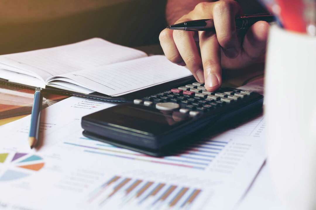 How to Calculate Credit Sales Using Accounts Receivable