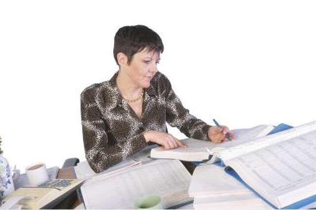 Difference in Validate & Verify in Accounting