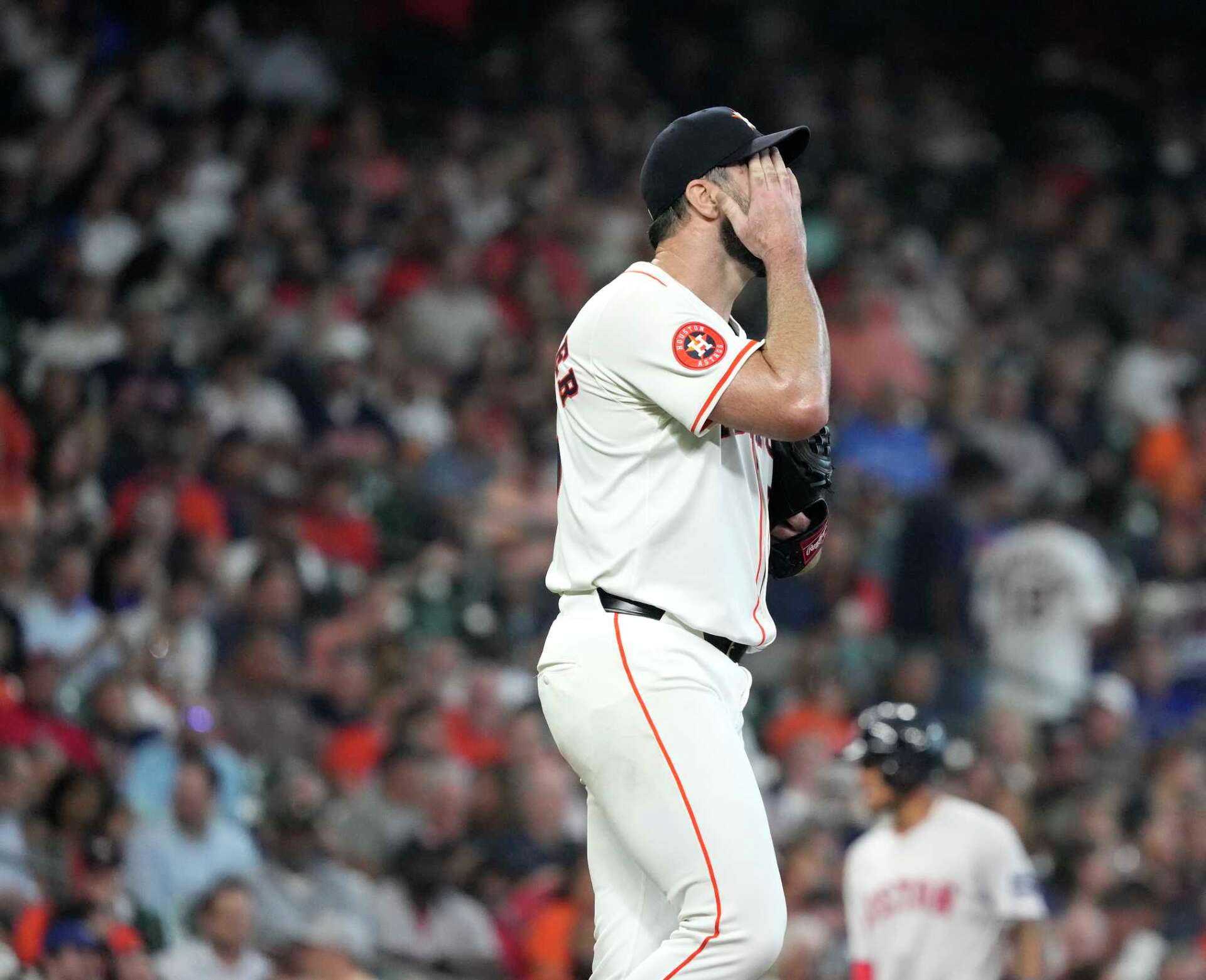 Justin Verlander returns to Houston Astros, pitches five innings