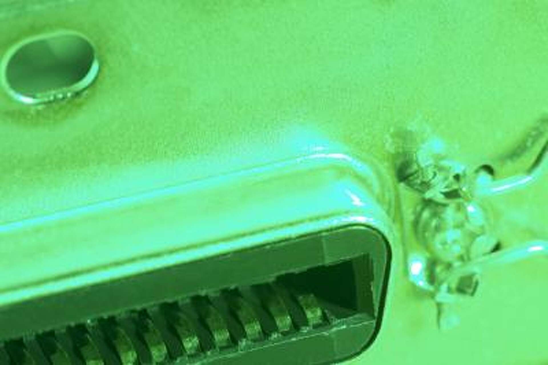 How to Activate a Dell Monitor With a USB Connection