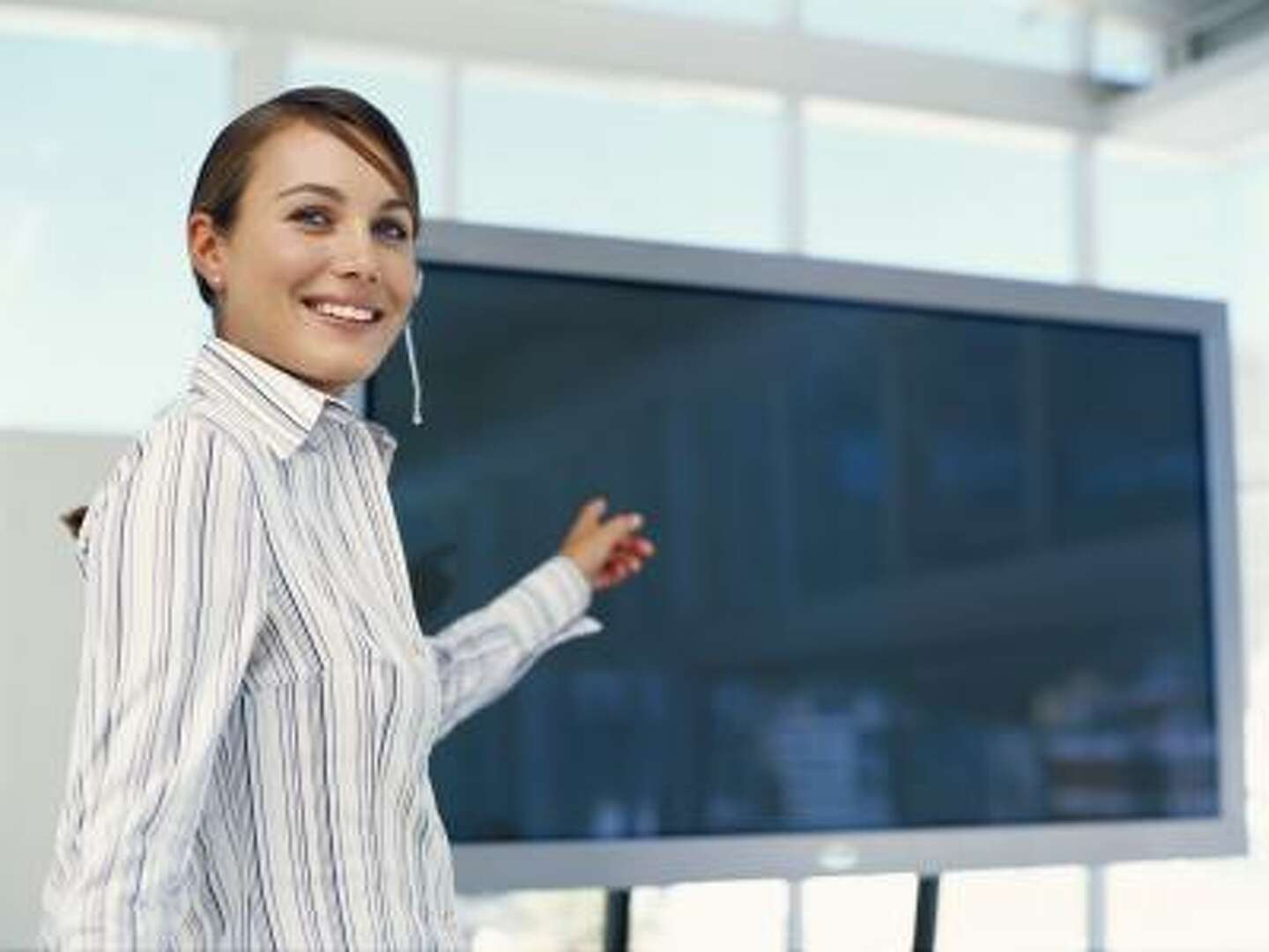 How to Add a Background to OpenOffice Impress