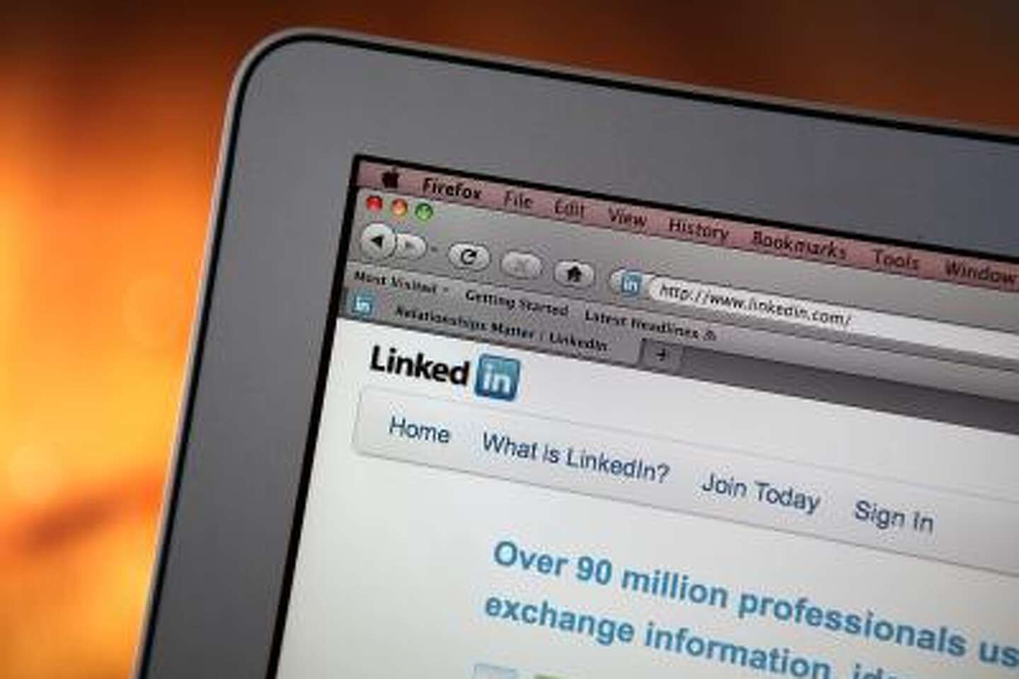 How to Add Professional Licenses on LinkedIn