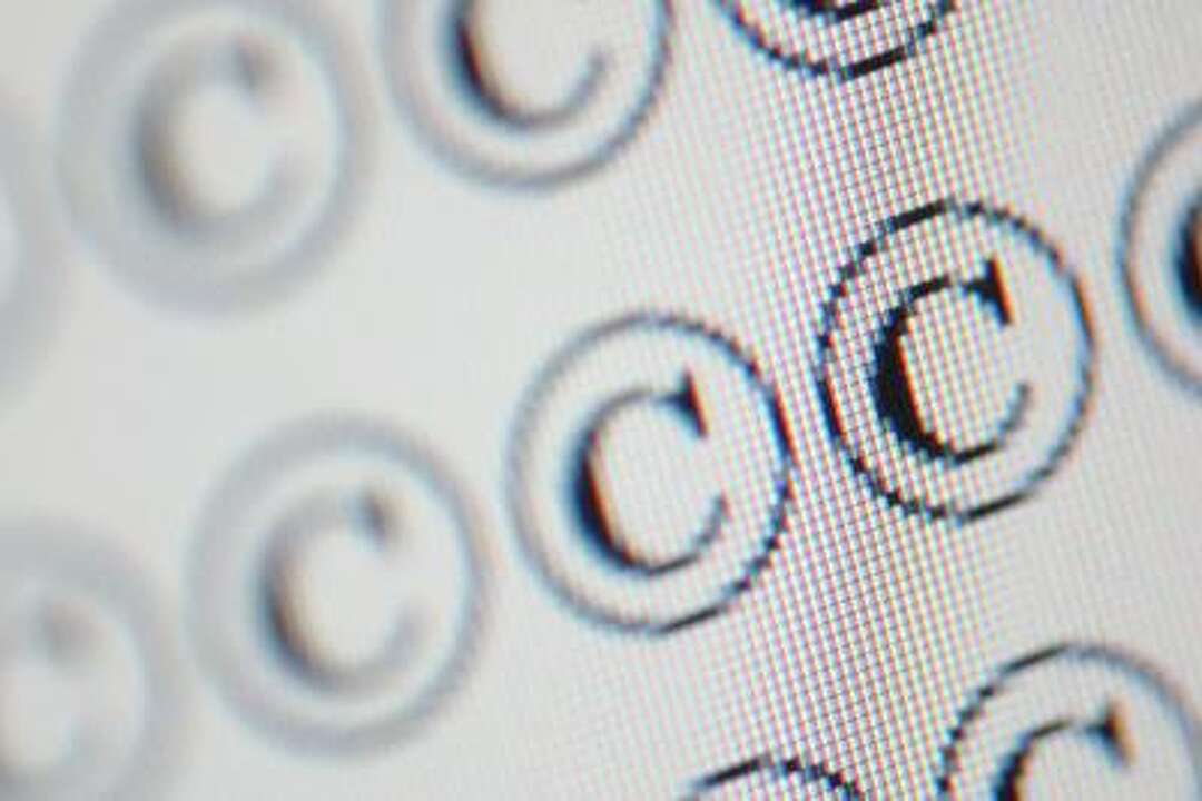 Tutorial for Transparent Watermarks With Photoshop Elements