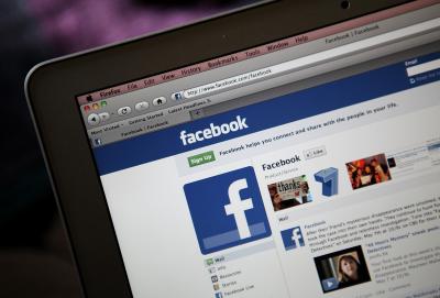 How to Make a PDF Into a Link on Facebook
