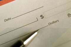 How do I Make My Own Payroll Checks?