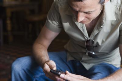 How to Add a Wireless Profile to an iPhone