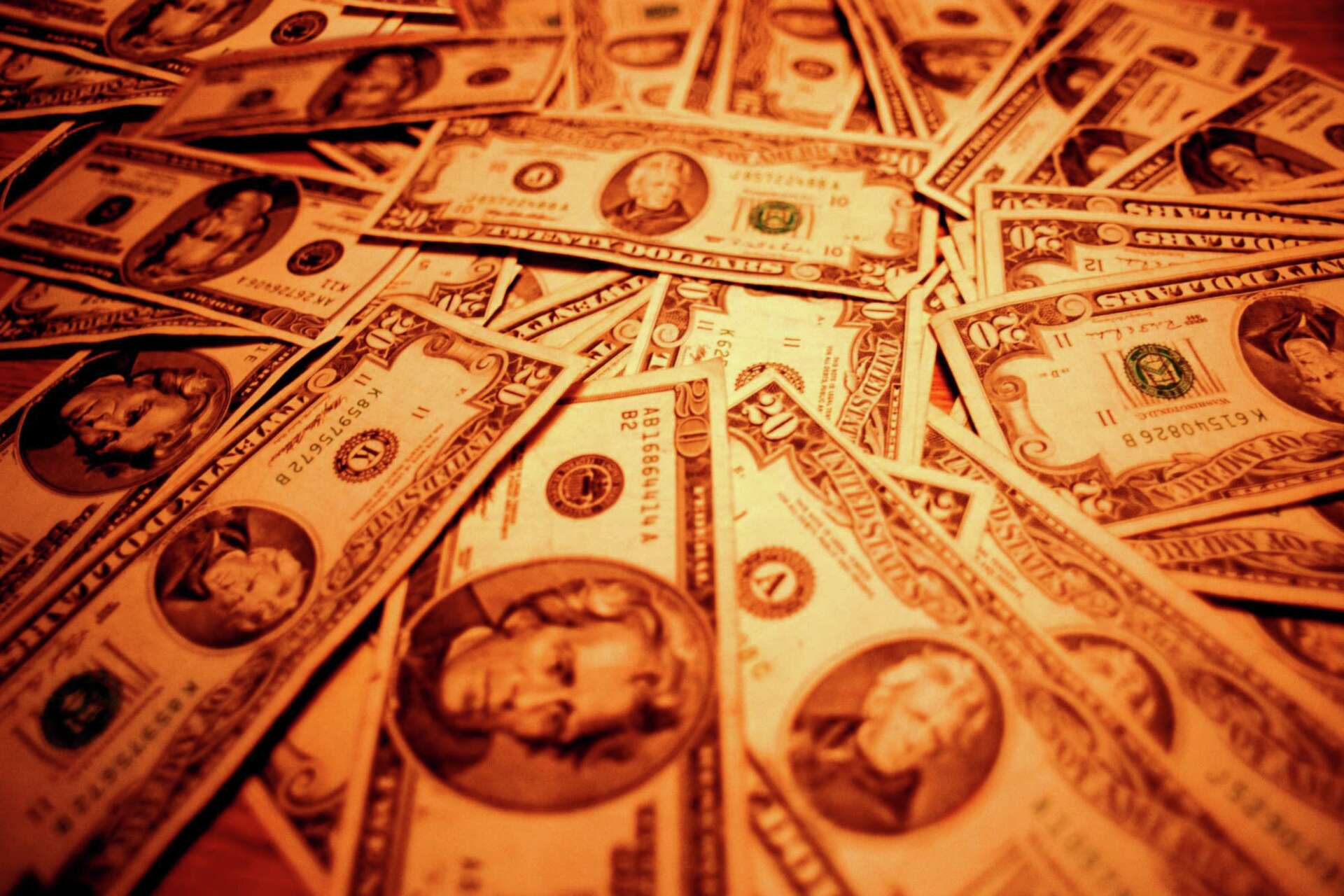 Usage of Money Images in Advertising