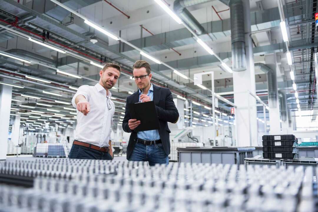 Advantages & Disadvantages of Lean Production