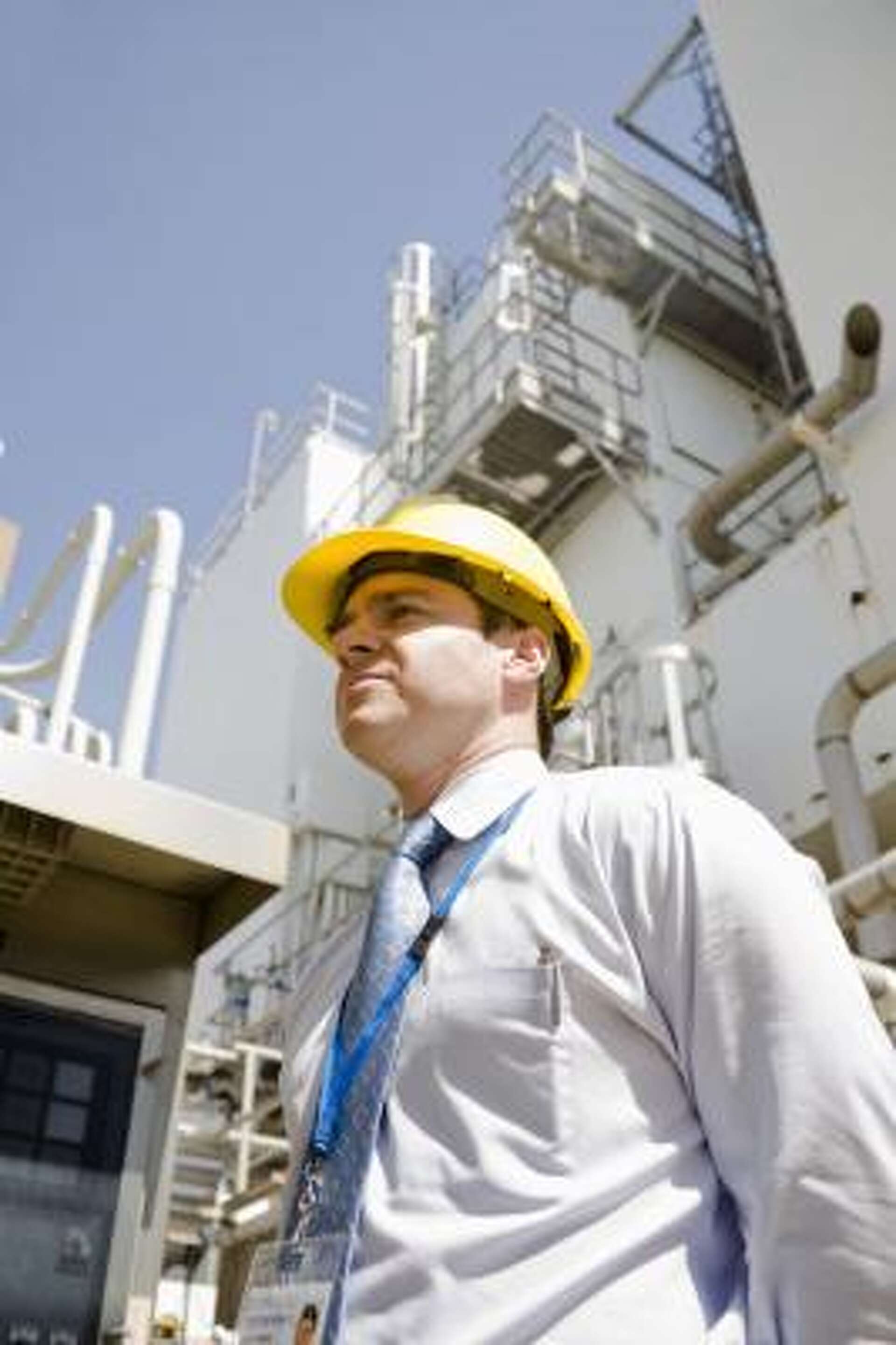 The Advantages of Decentralized Manufacturing