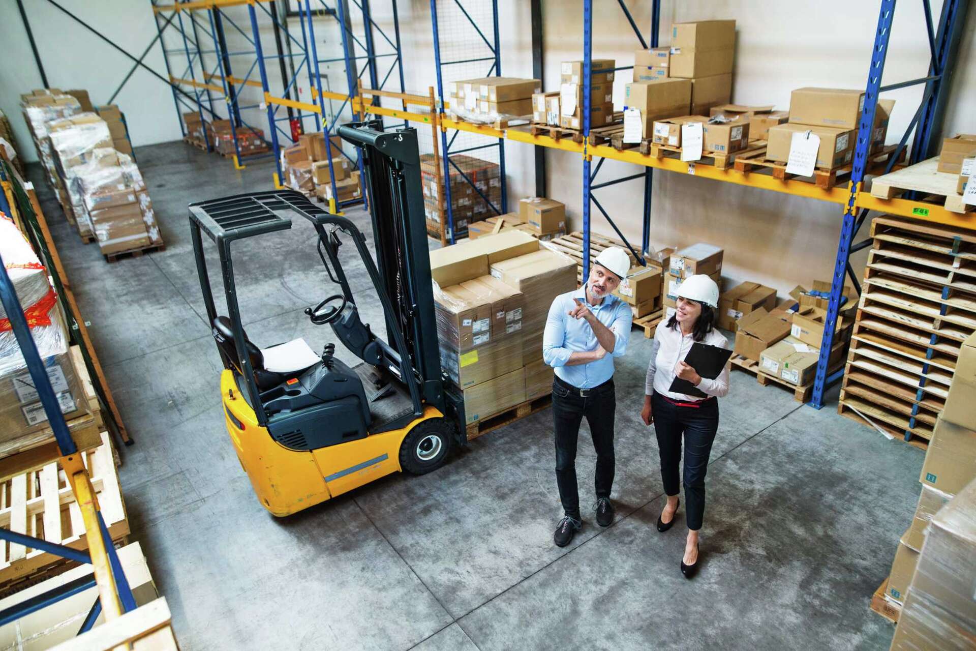 Advantages & Disadvantages of a Computerized Inventory Management System