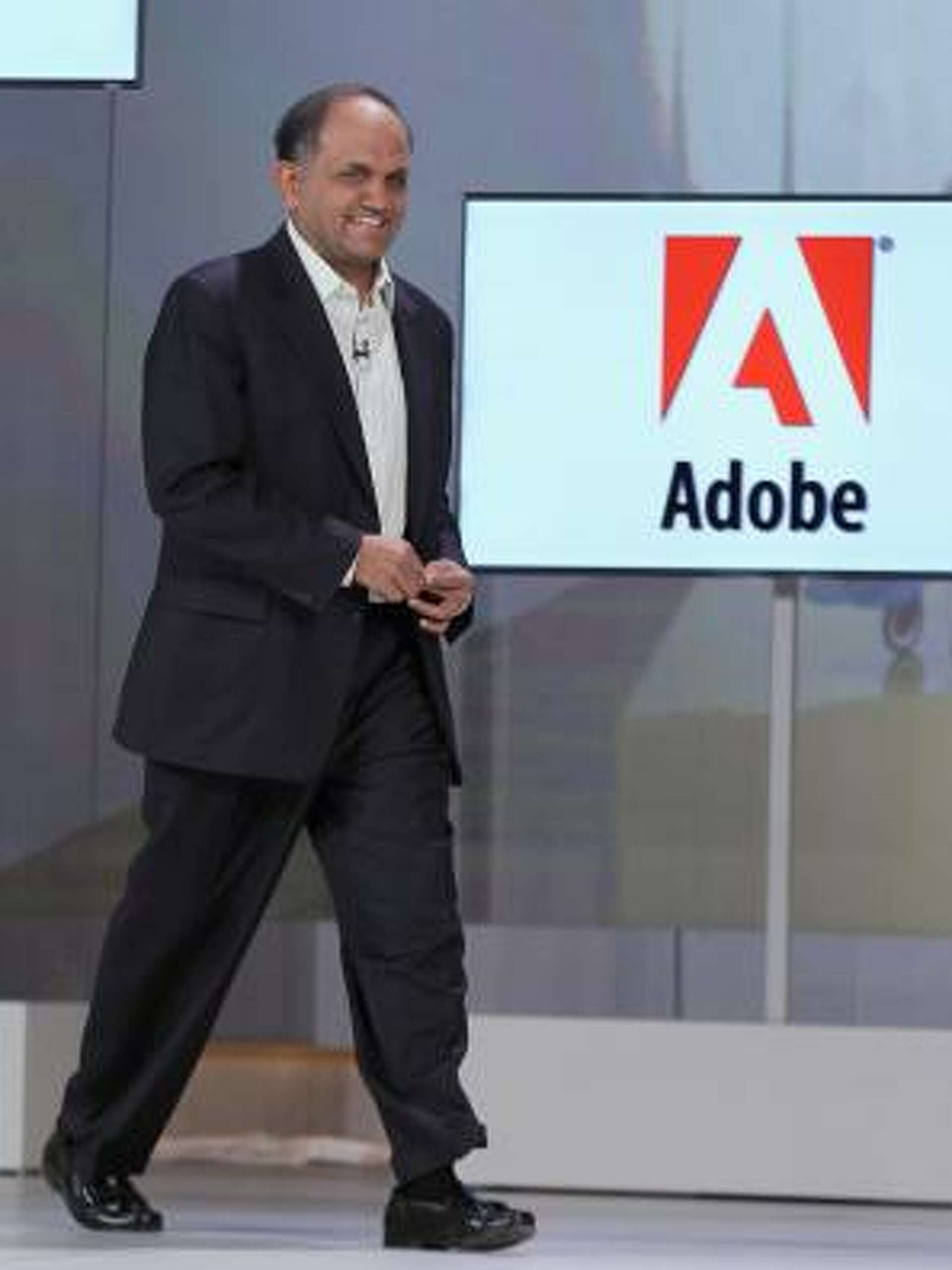 What Are the Advantages and Disadvantages of Using Acrobat?