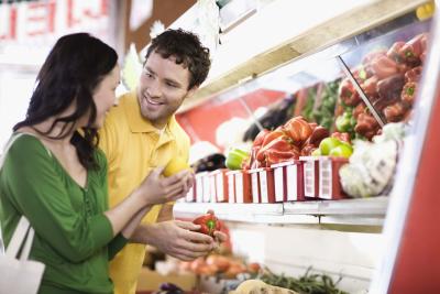 The Advantages of Holding a Limited Inventory in a Grocery Market