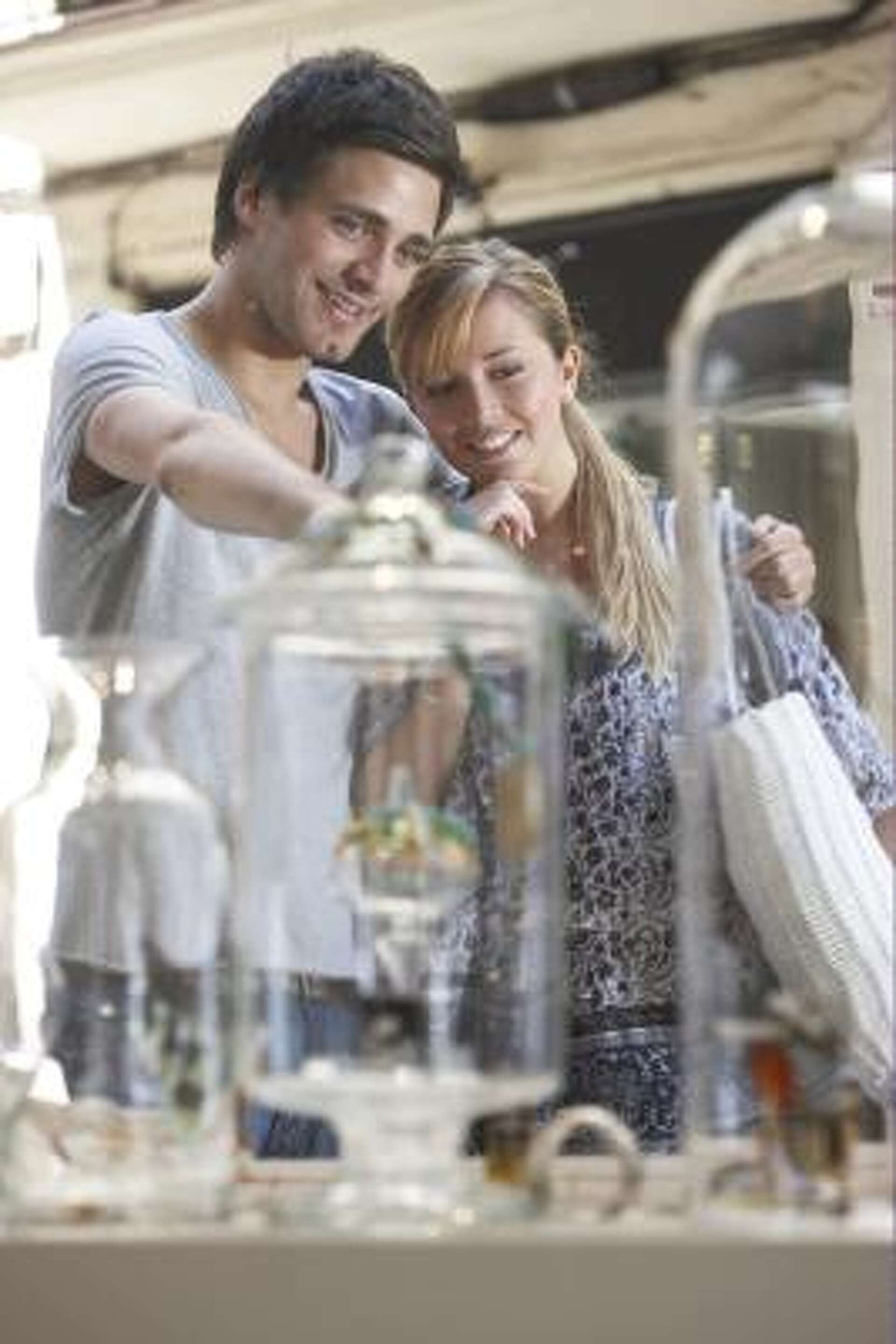 What Are Some Examples of POPs in Merchandising?