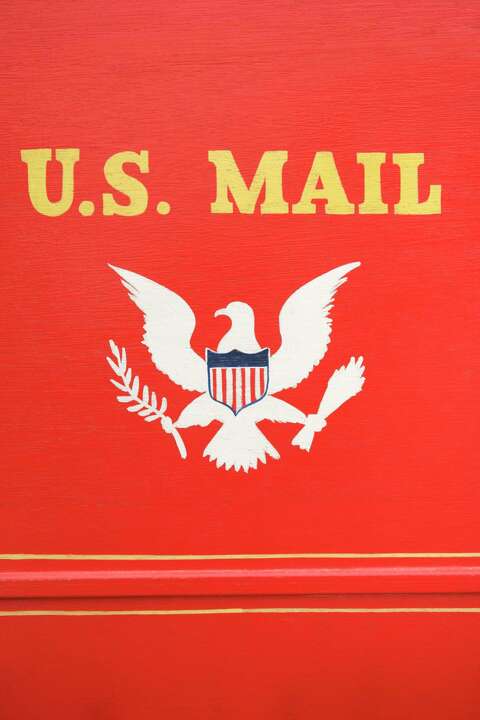 How to Advertise in Post Office Moving Packets