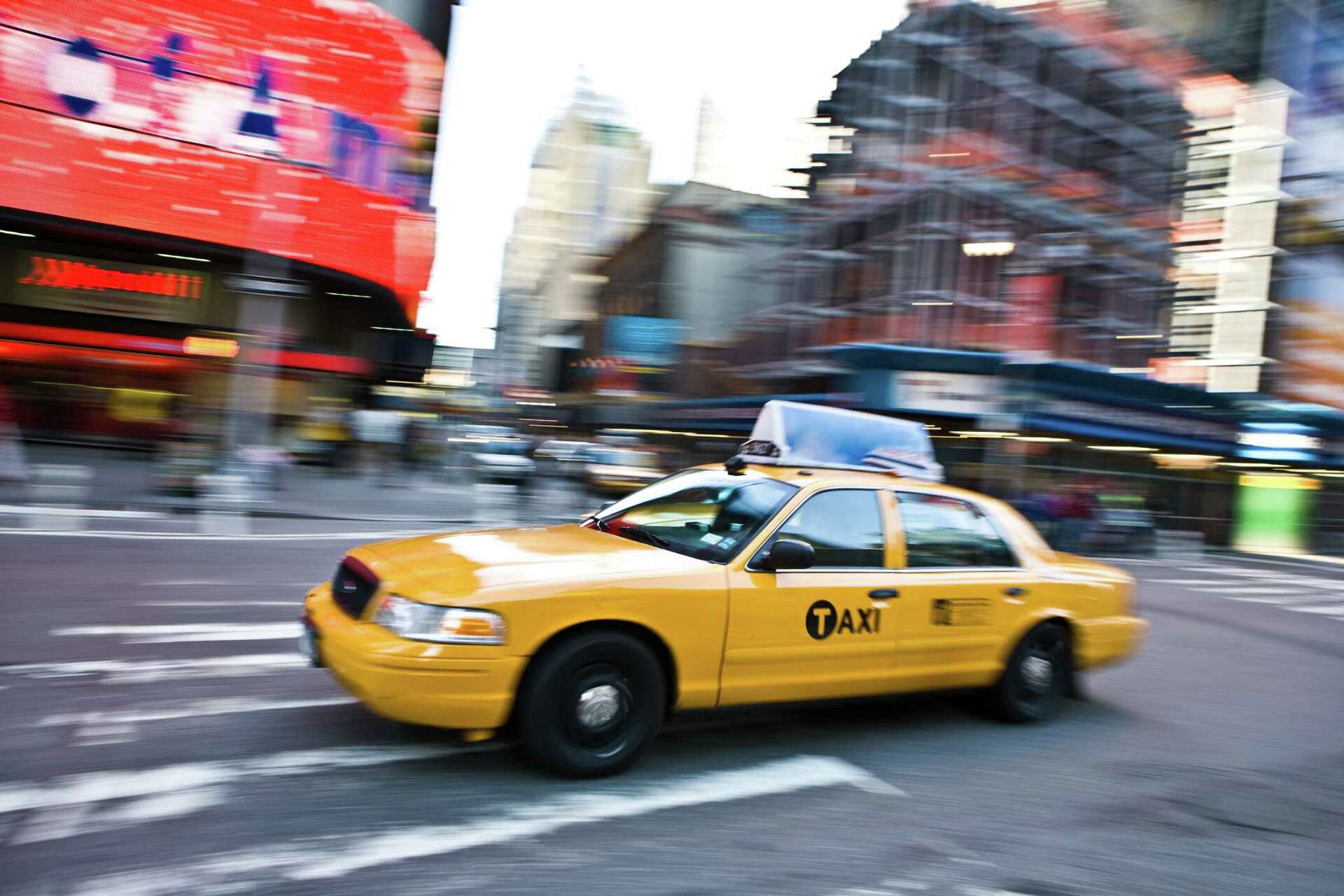 How to Advertise on Taxi Cabs