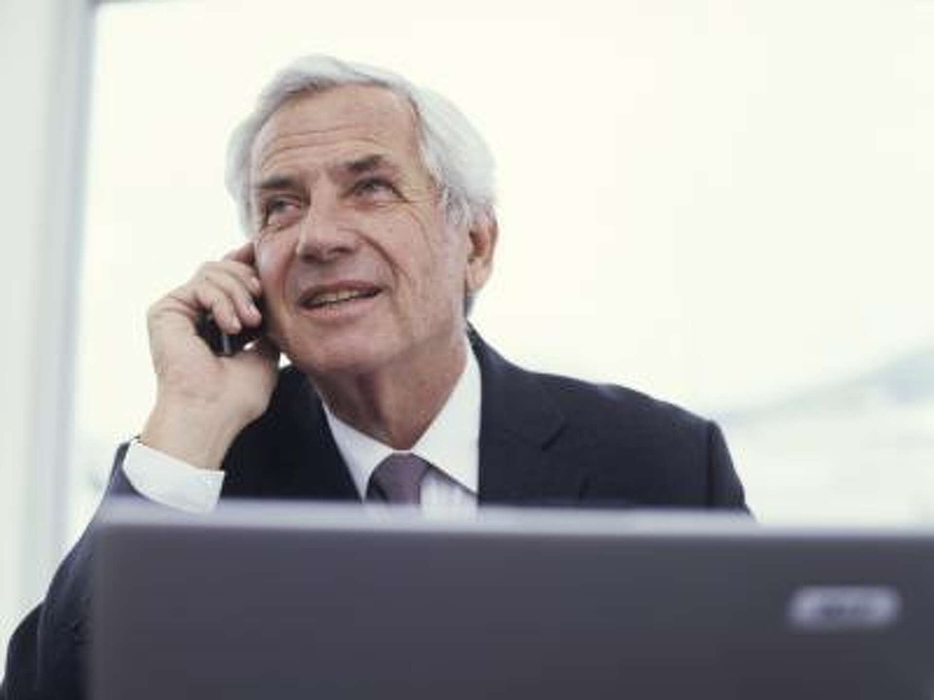 How Does the Aging of Employees Affect Human Resources?