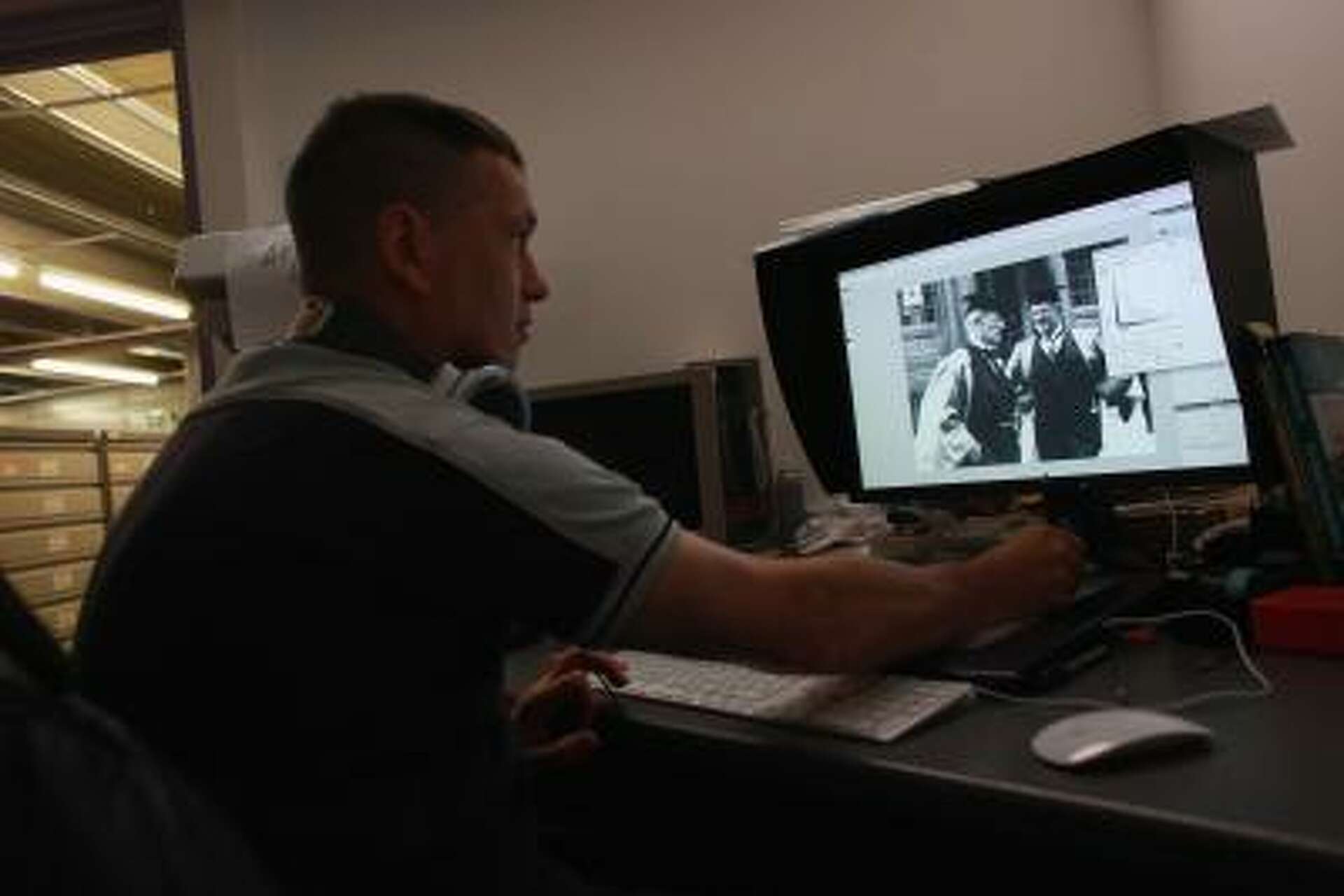 How to Shade With Photoshop