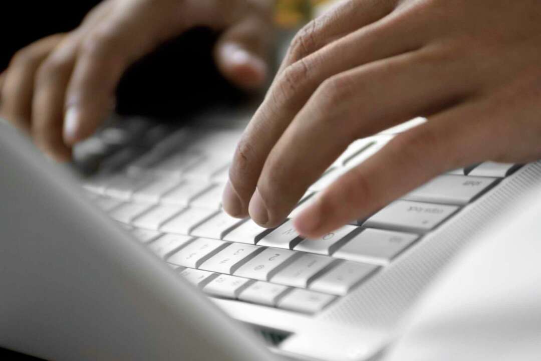 How to Prevent Acrobat Reader From Opening PDF Hyperlinks How to Prevent Acrobat Reader From Opening PDF Hyperlinks