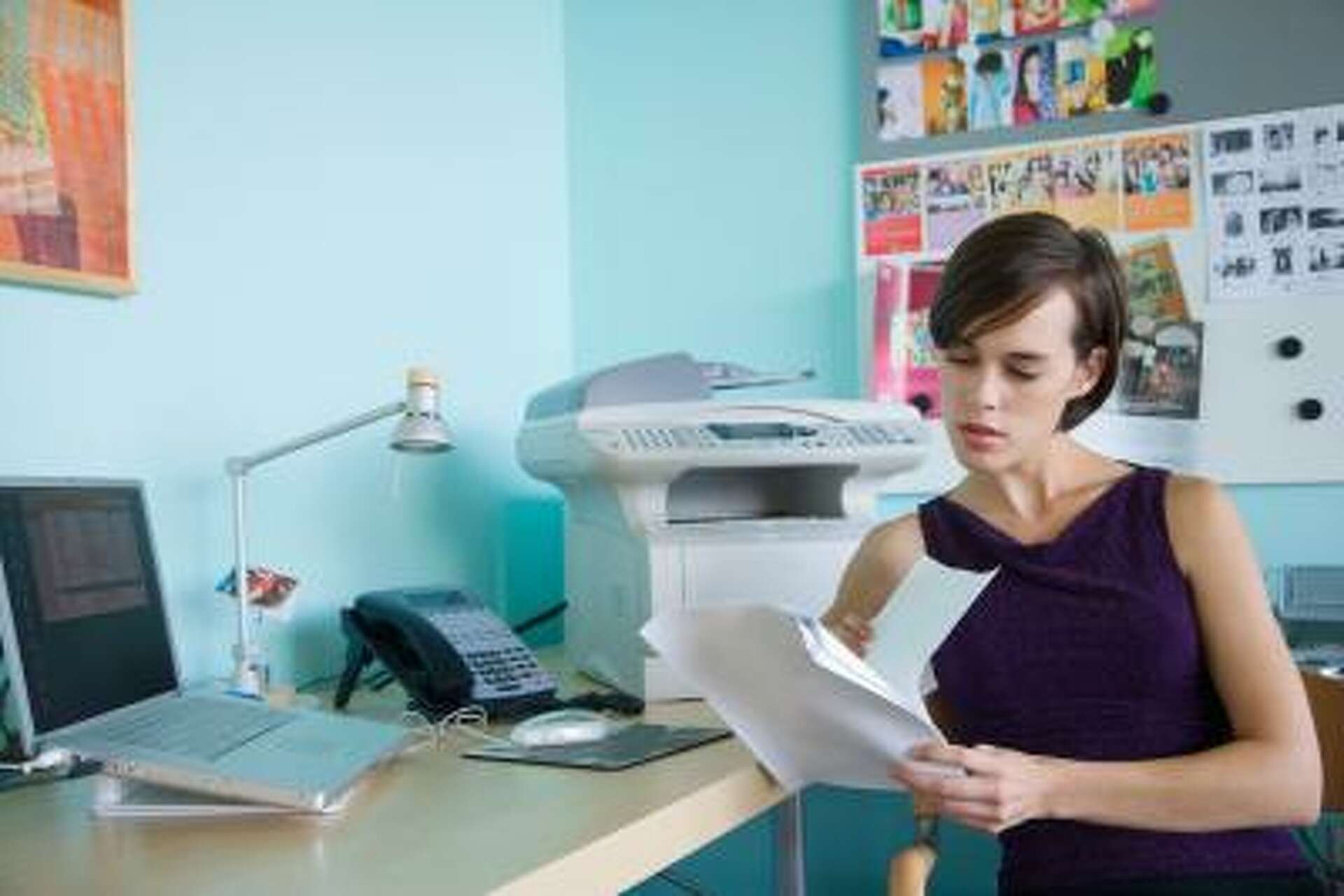 How to Share a Fax Modem on a Network