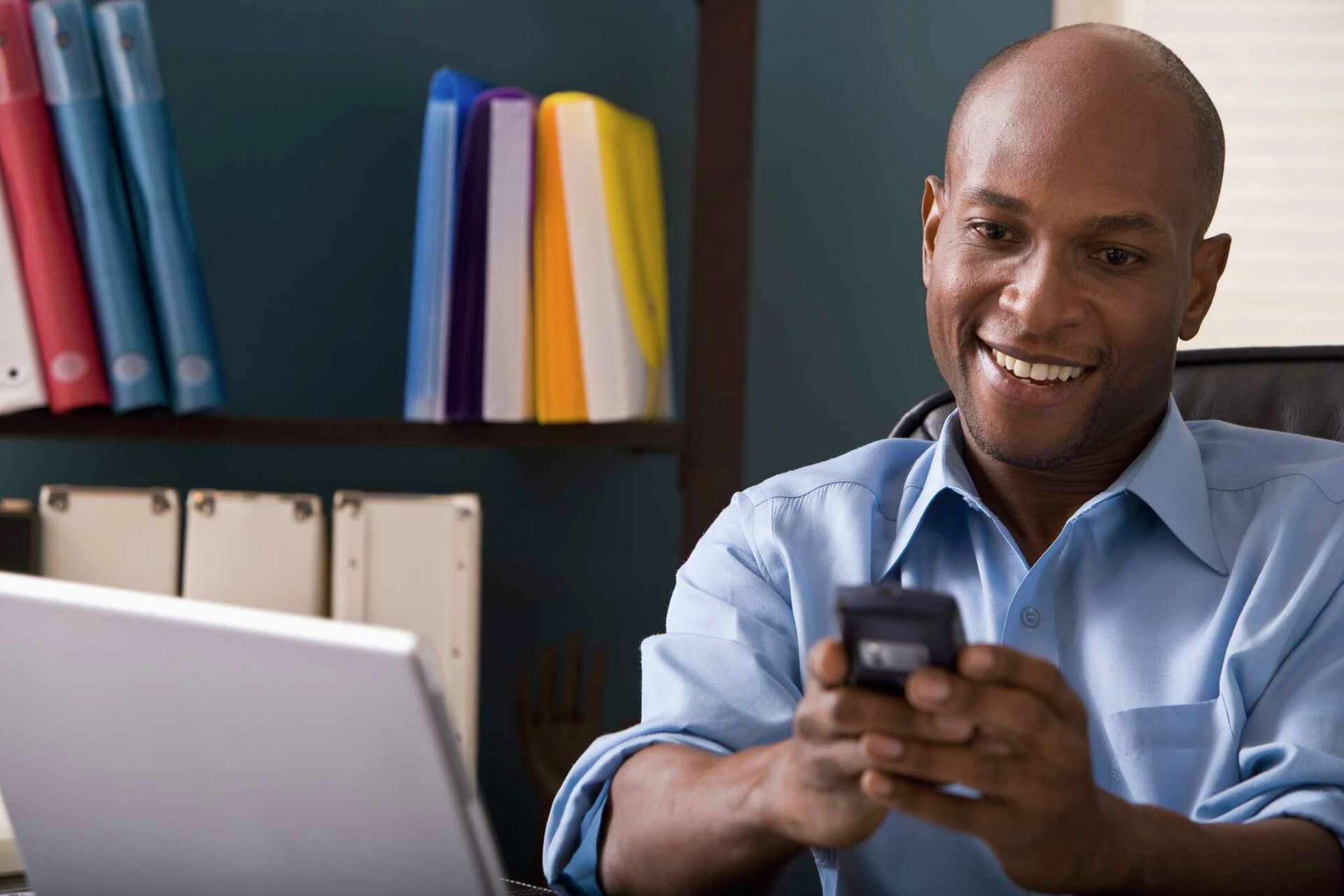 How to Open a Hyperlink in an SMS Message