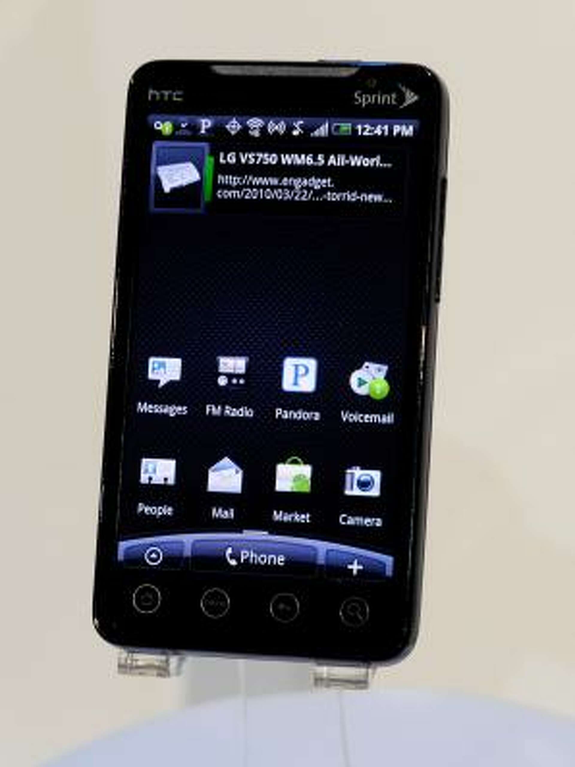 How to Attach Photos to an Email for Use in an Android Operating System