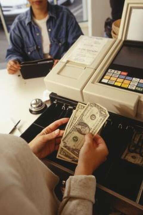 What Is a Good Markup Price for a Shirt?