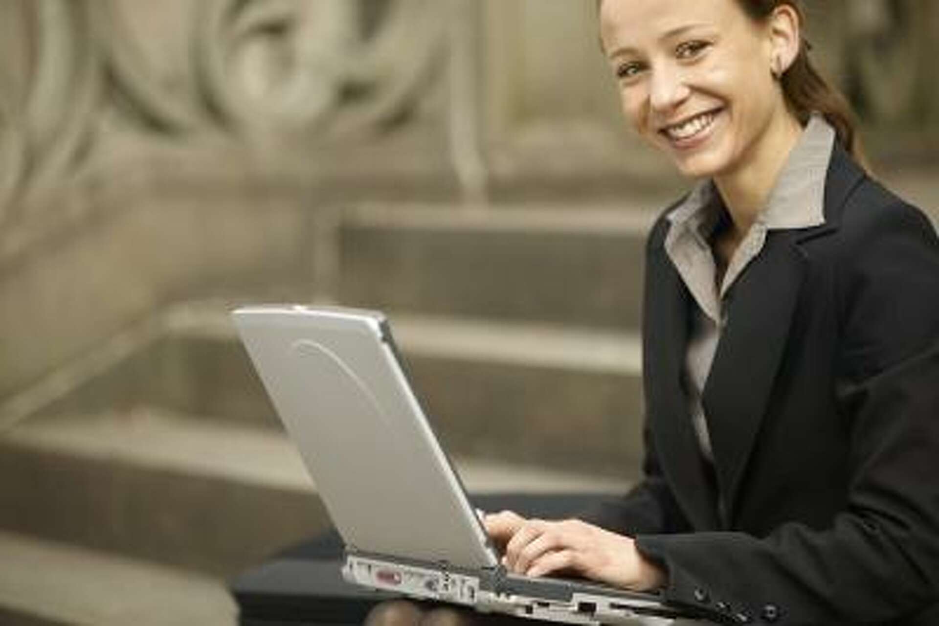 How to Do Sub-Bullets in InDesign