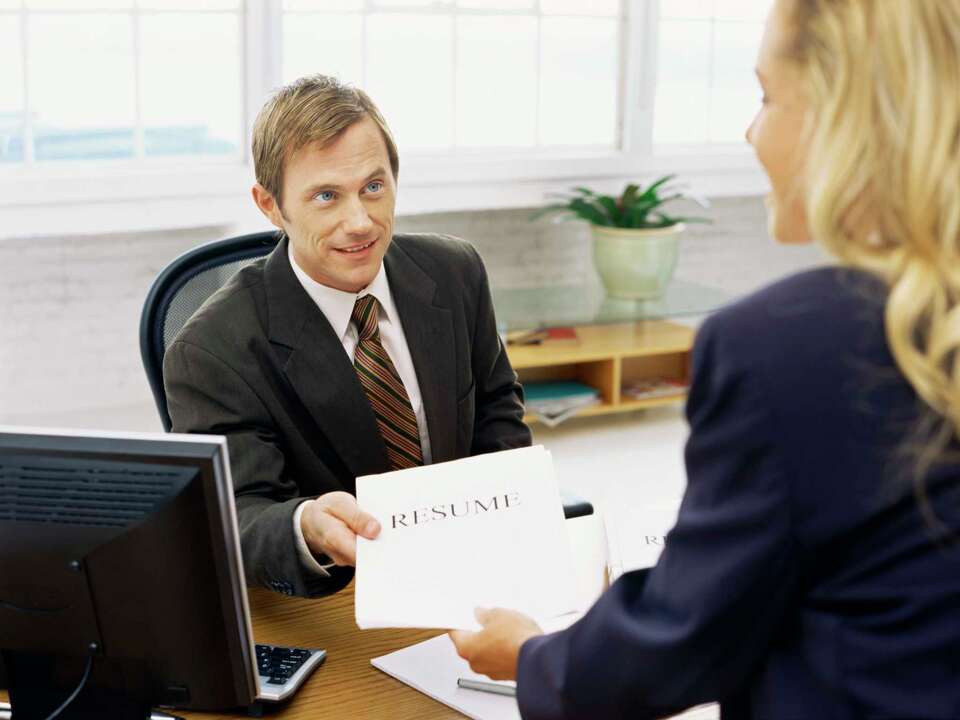 The Two Key Factors That Affect HRM Roles and Responsibilities