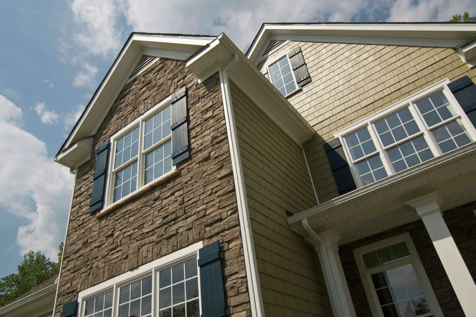 How to Become a Property Preservation Company With Banks