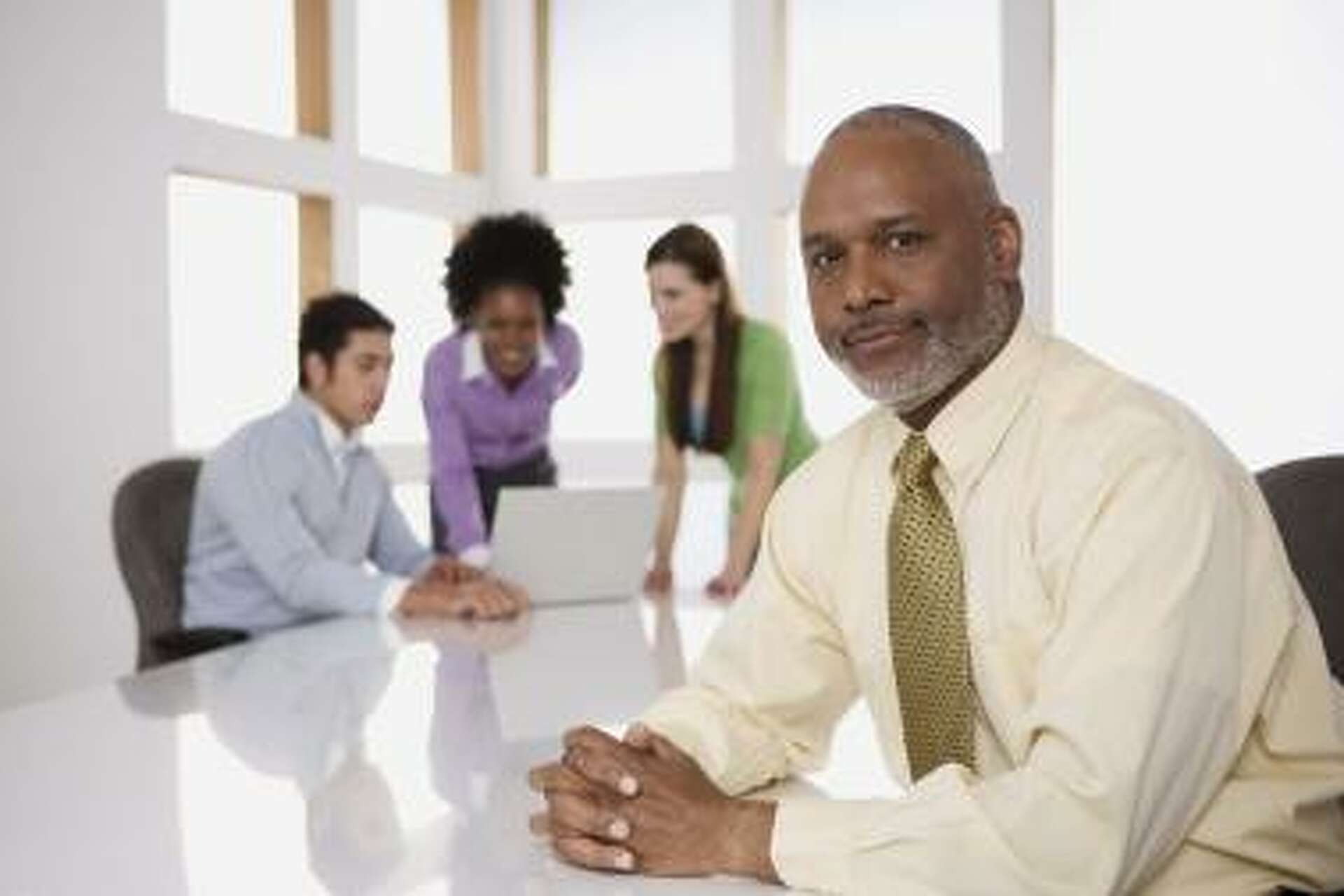 What Are the Benefits of Using Autocratic & Permissive Management Styles?