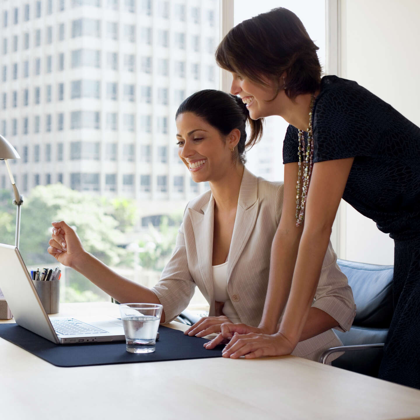 How to Change the Splash Screens on Startup in XP