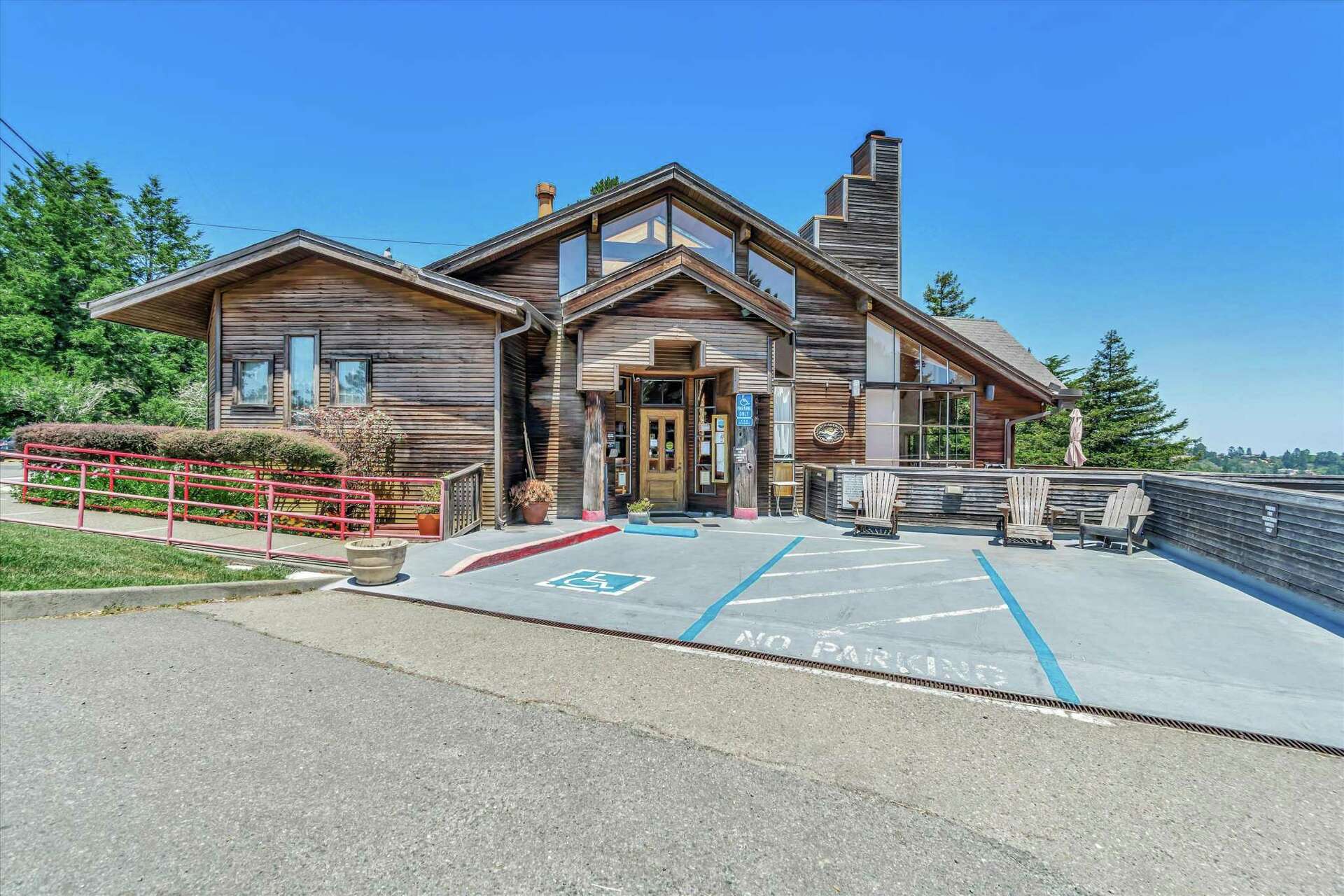Photos: Historic inn on Mount Tamalpais listed for $4.9 million