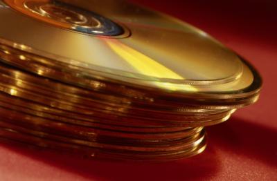 How to Copy a DVD Onto a USB