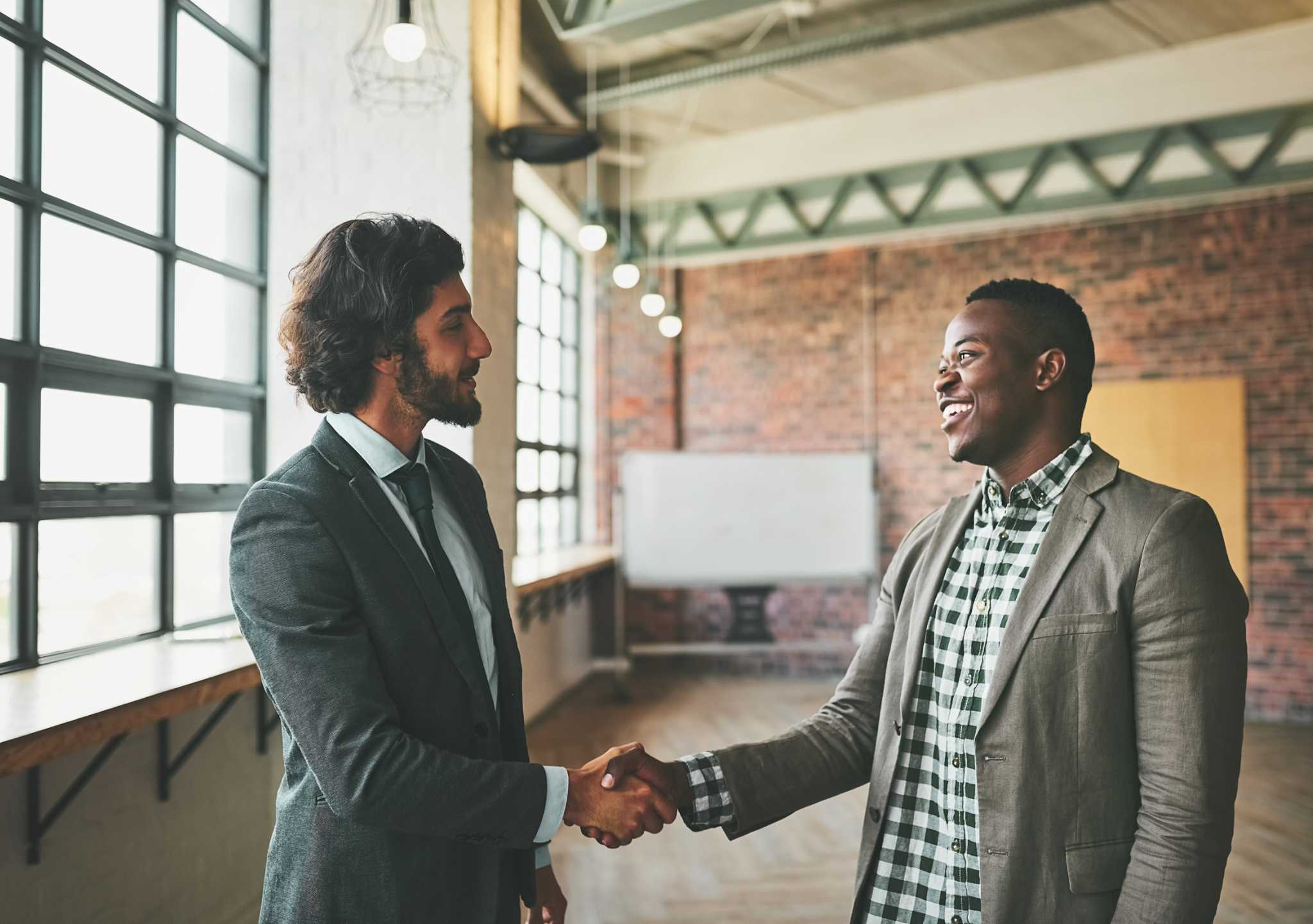 Differences Between Distributive Bargaining & Integrative Bargaining