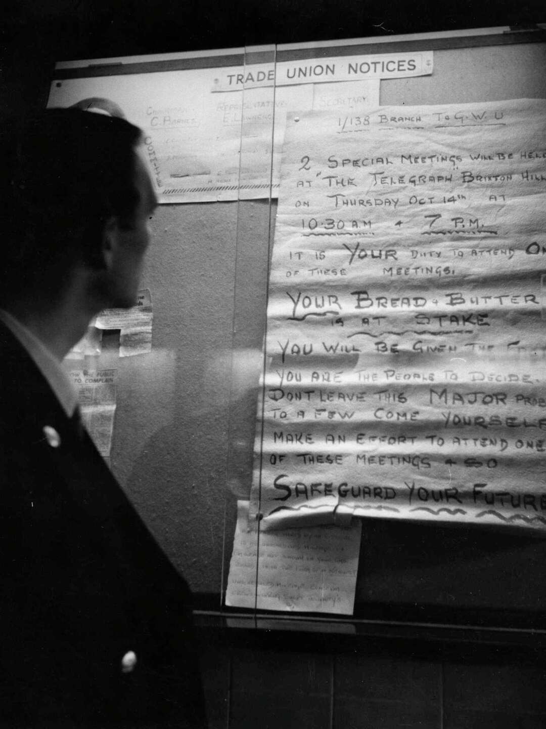 What Is a Labor Union Contract?