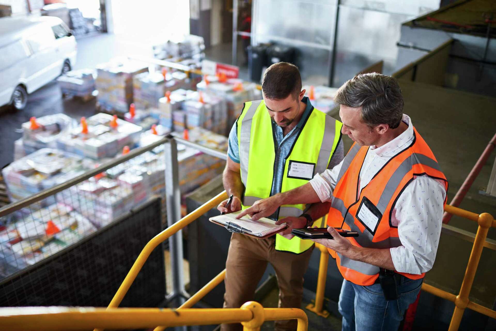 The Difference Between Process and Product Layout Manufacturing