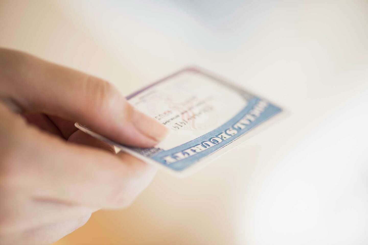 How to Calculate Payroll Social Security Withholding